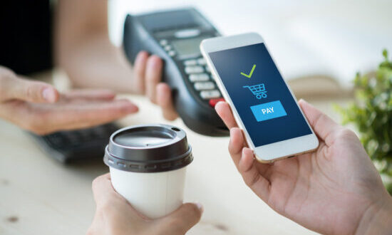 Apa Itu E-Wallet: Cara Top-Up, Contoh Beda dengan E-Money - Rankia ...